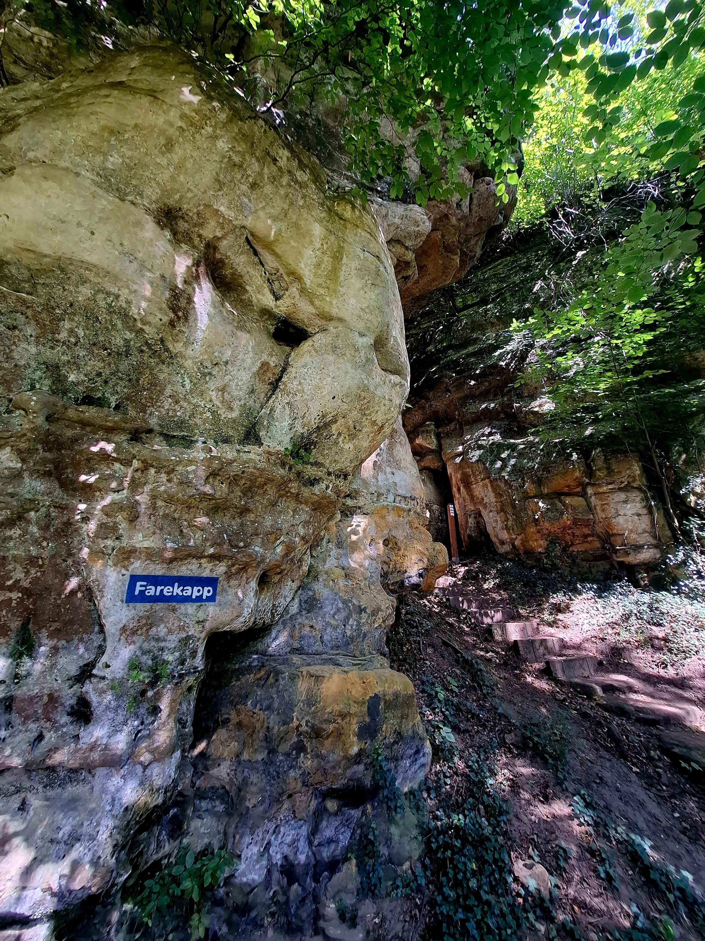 Geführte Wanderung zum Geotop Al Schmelz in Fischbach - Visit Luxembourg