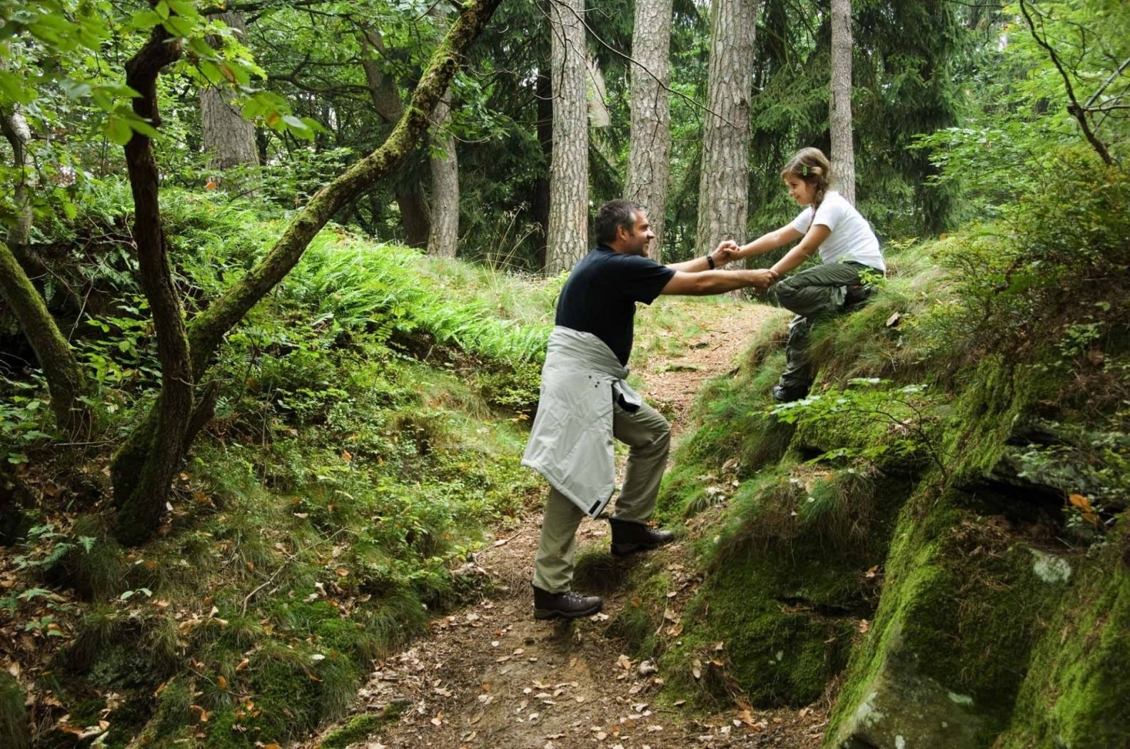 Auto-pédestre trail Consdorf - Mullerthal - Visit Luxembourg